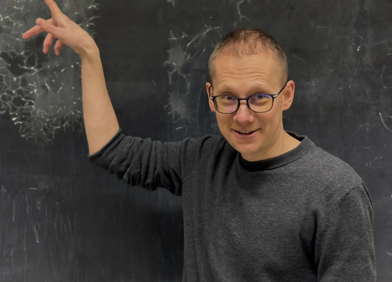 Professor Peeter Tulviste mälestusfondi preemia laureaat on Uku Tooming ...